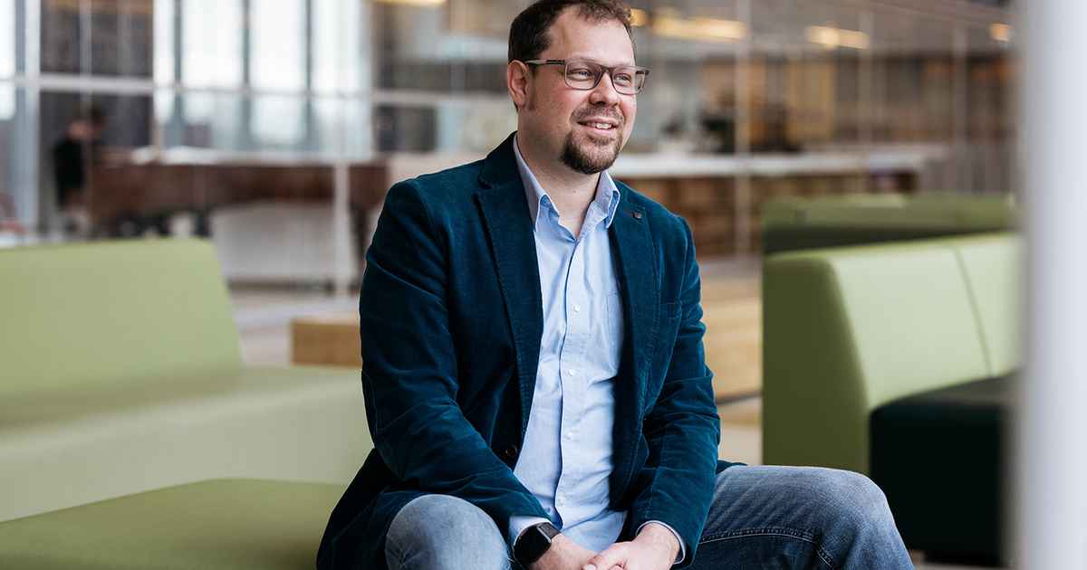 Jan Engelmann appointed professor of Neuroeconomics - Amsterdam School ...